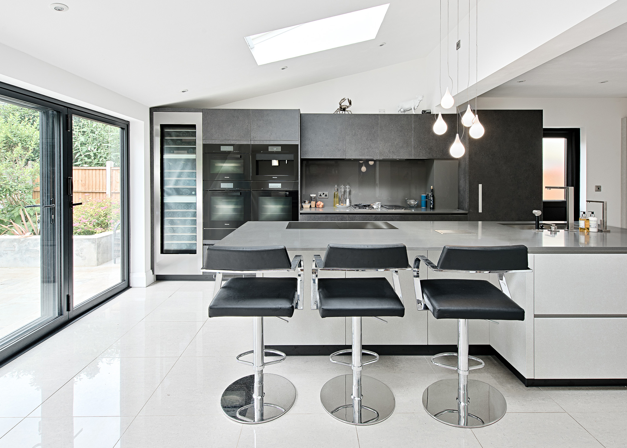 Creating A Kitchen Island Der Kern By Miele